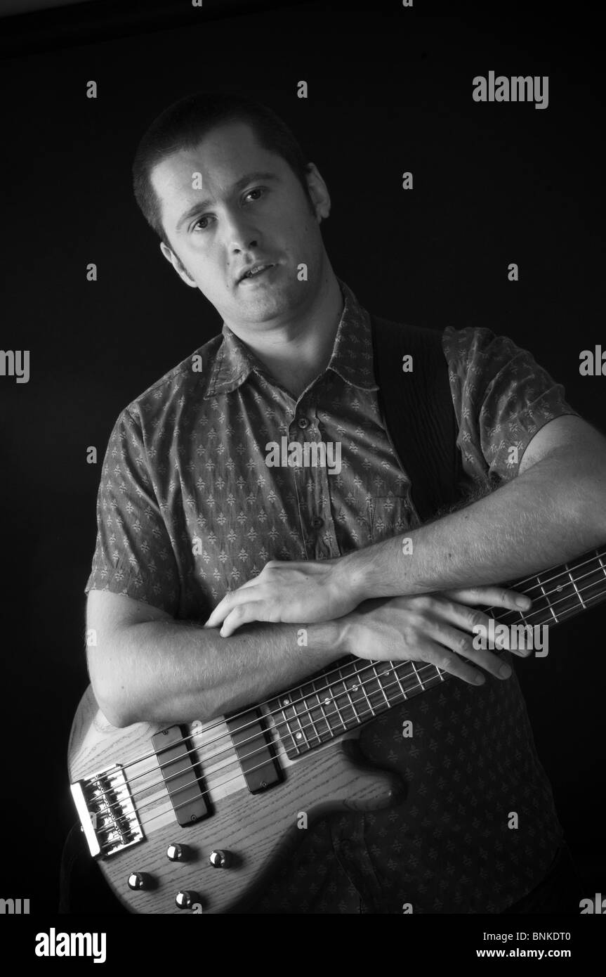 bass guitar line bassline guitars string strings player play playing ...