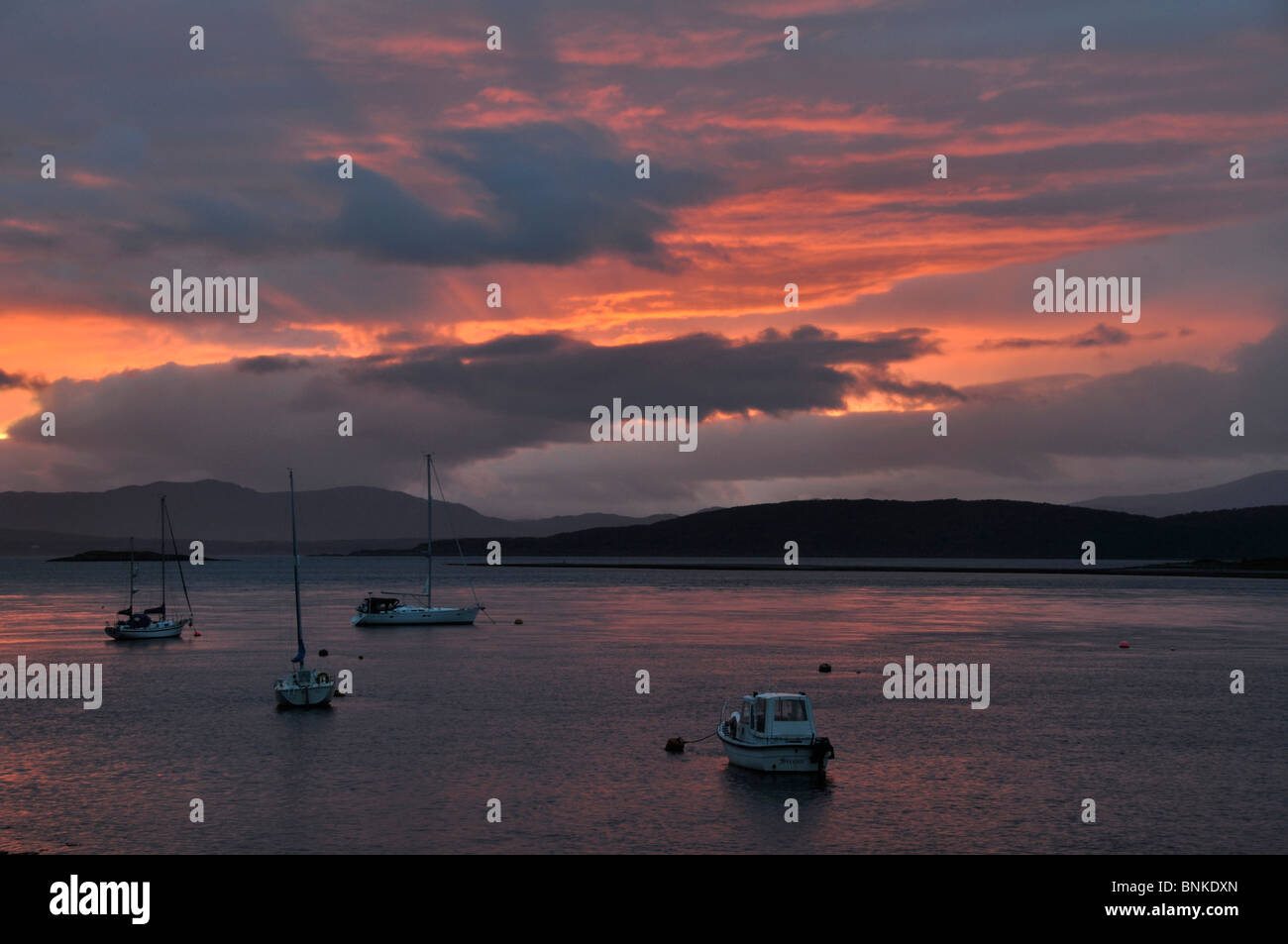 Sunset Oban Bay High Resolution Stock Photography and Images - Alamy