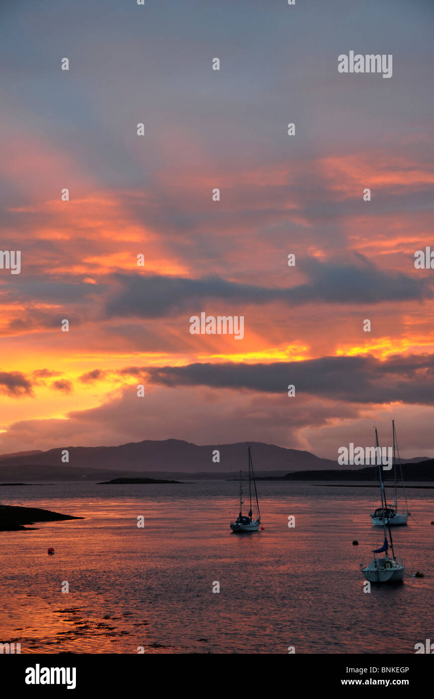 Sunset oban bay hi-res stock photography and images - Alamy