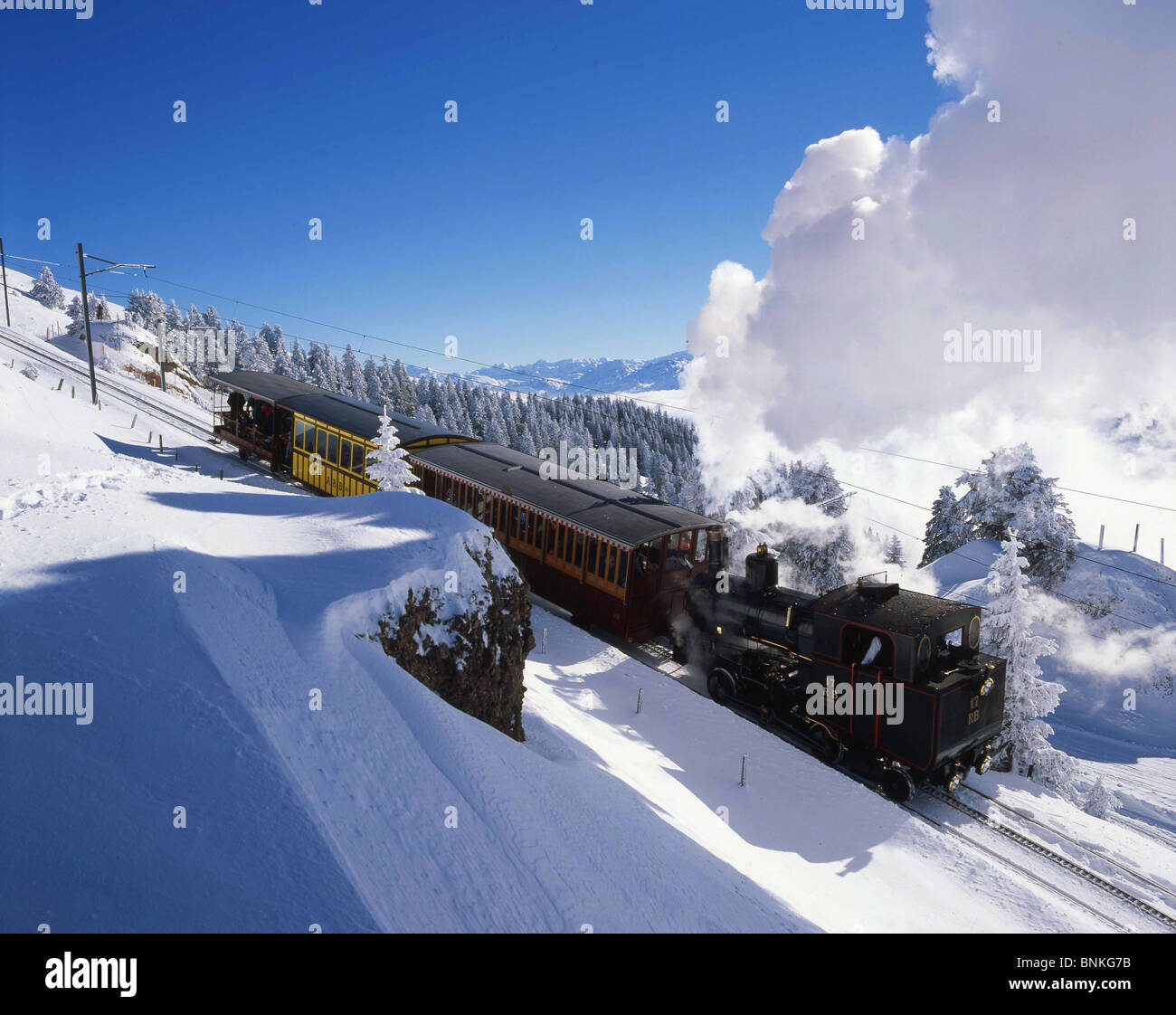 Steam locomotive snow hi-res stock photography and images - Alamy