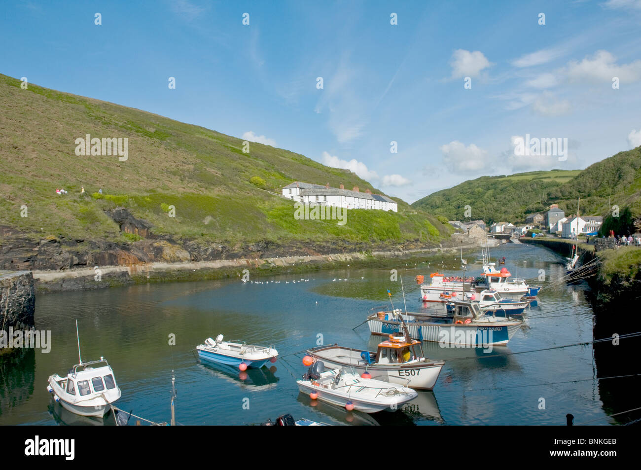 Boscastle cornwall england hi-res stock photography and images - Alamy
