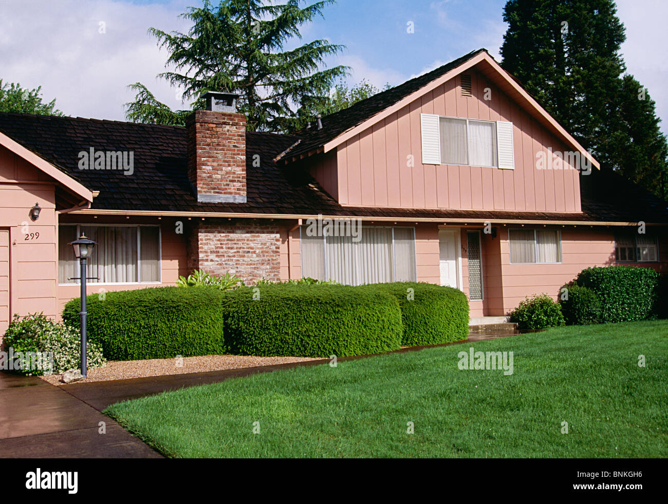 Split Level Style House in a Middle Class neighborhood, Santa Rosa ...