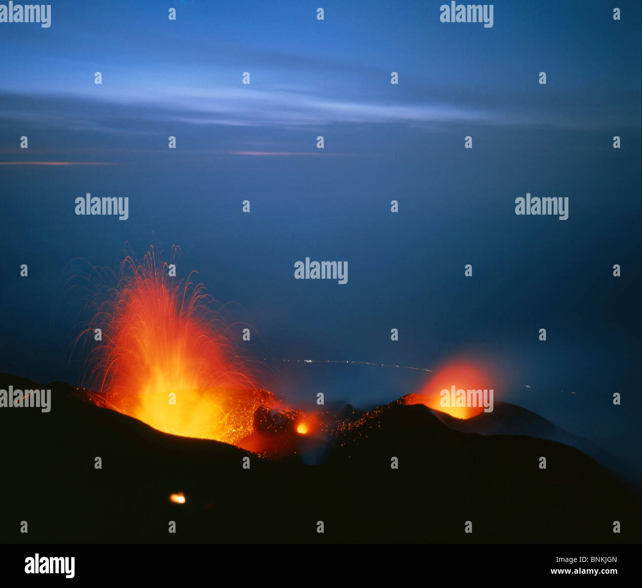 Spit fire hi-res stock photography and images - Alamy