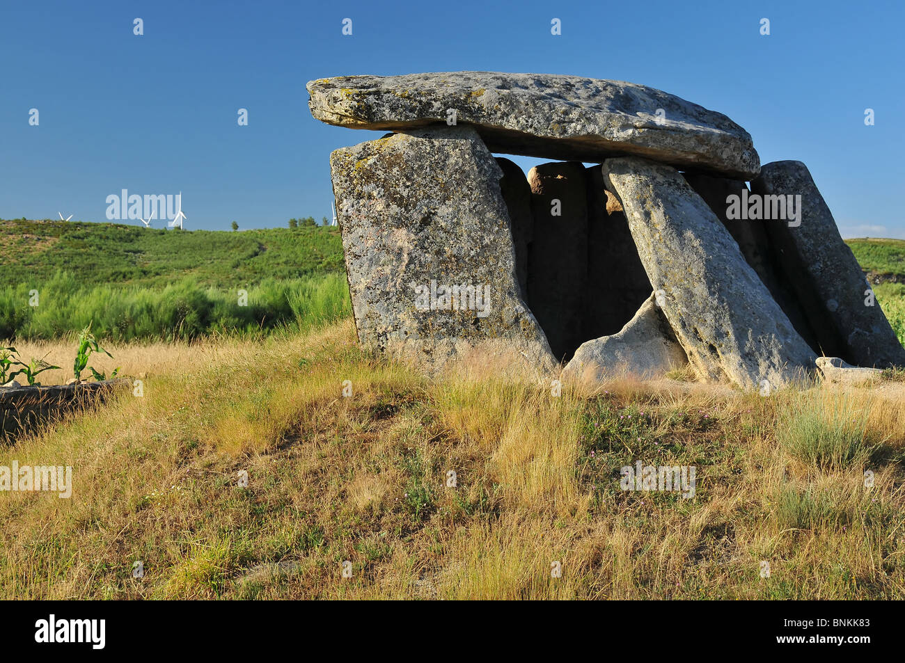 Dolmens neolithisch neolithic history story old antique stone ...