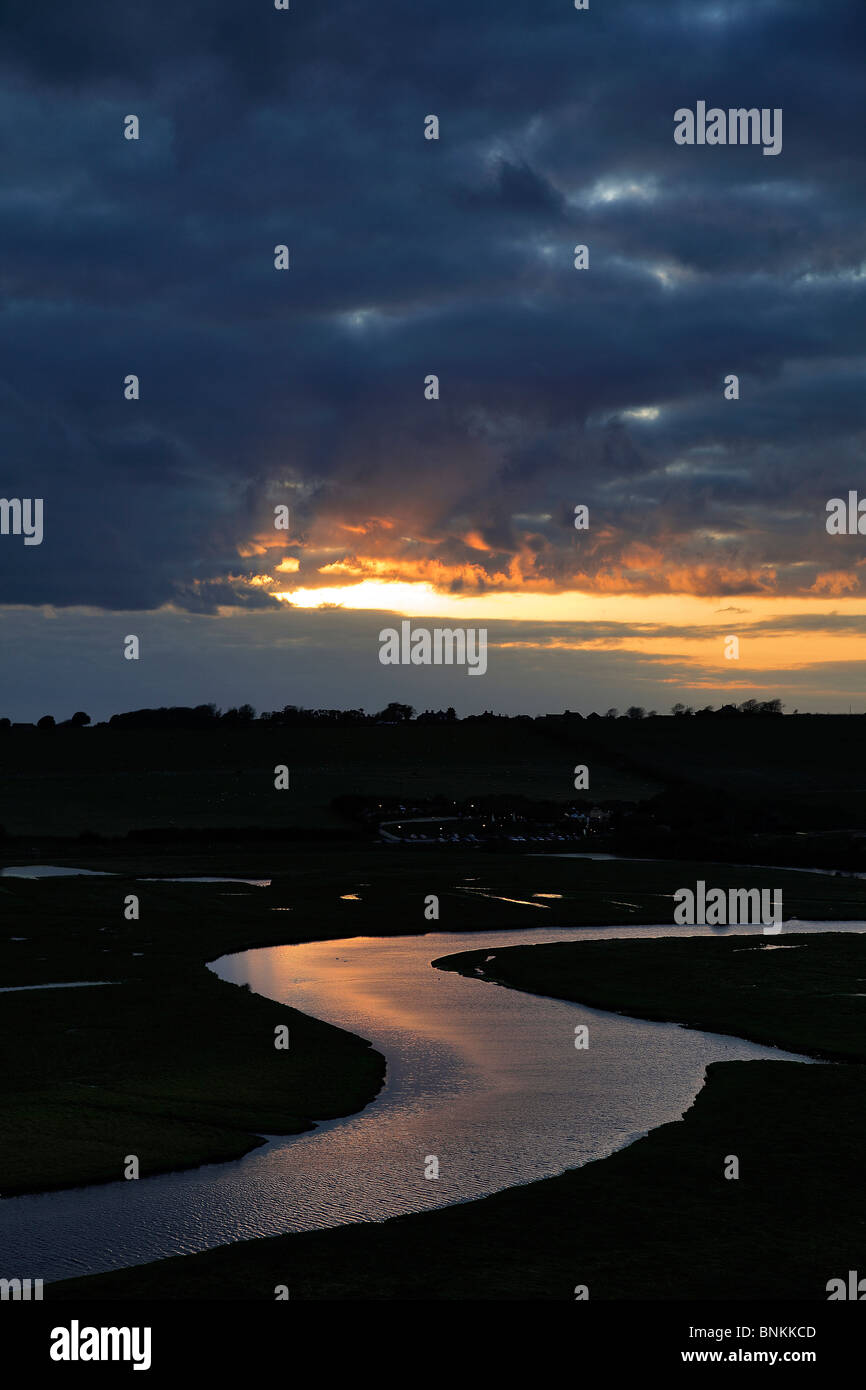 Sunset Ox Bow river meander Cuckmere River Haven South Downs National ...