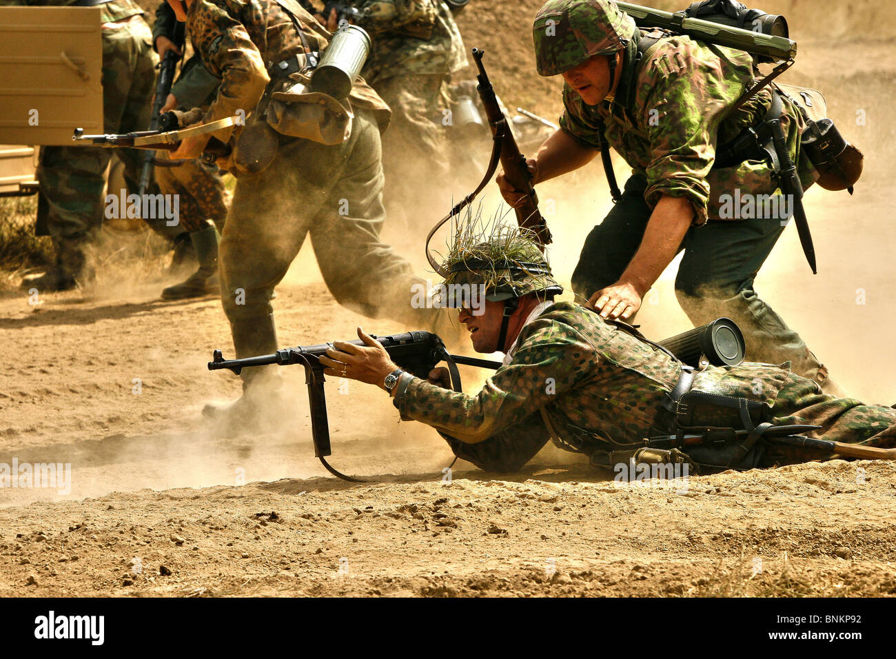 German field guns world war ii hi-res stock photography and images - Alamy