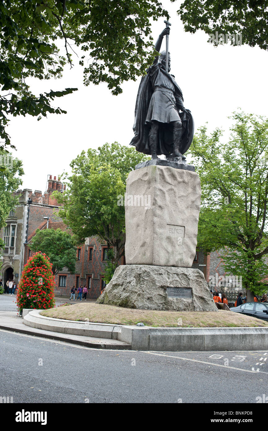 Statue of King Alfred in Winchester Stock Photo - Alamy