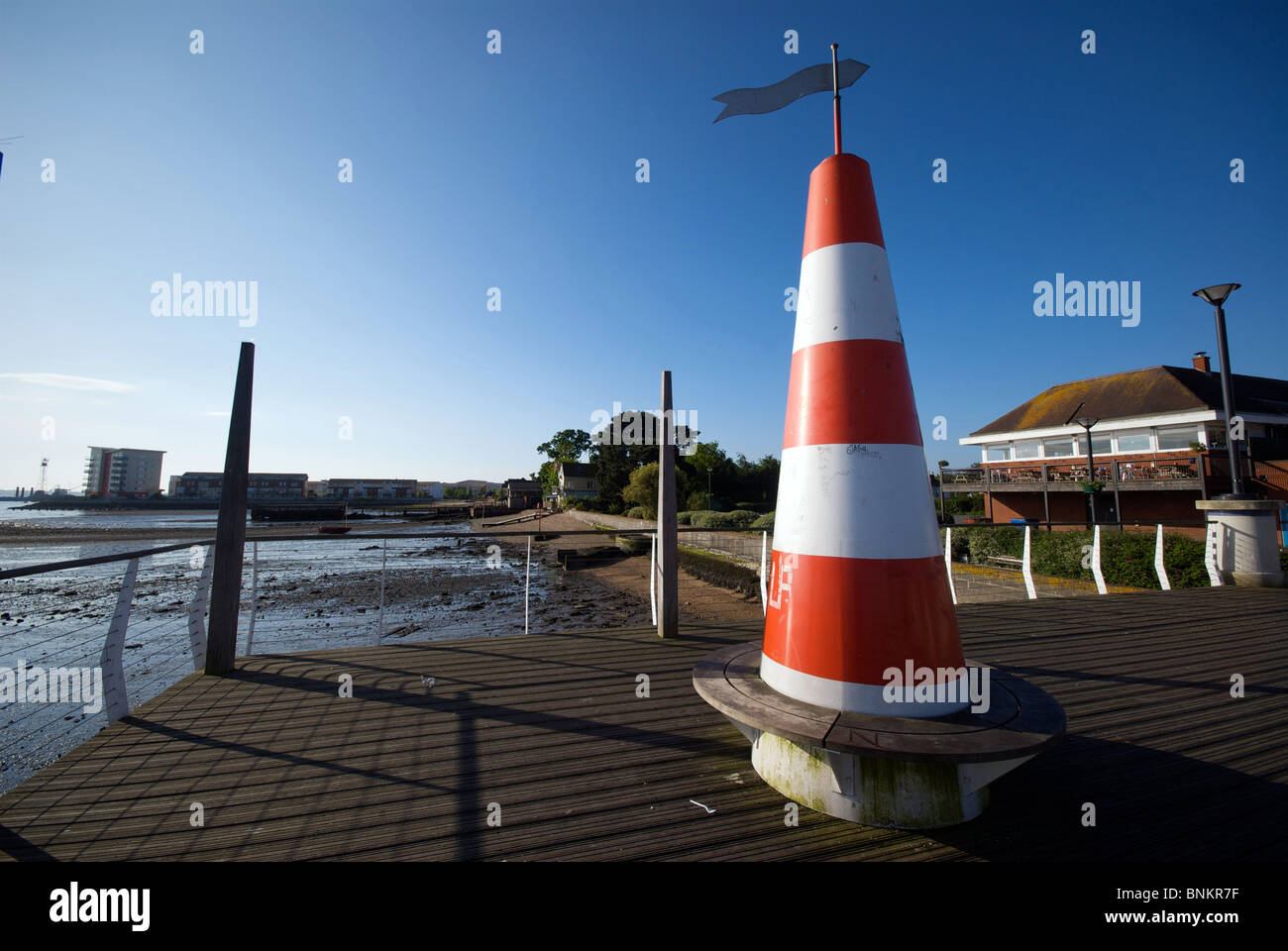 Balustrade pier hi-res stock photography and images - Alamy