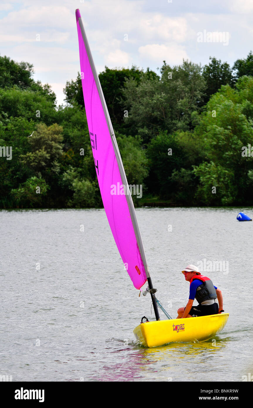 Glide skim float hi-res stock photography and images - Alamy