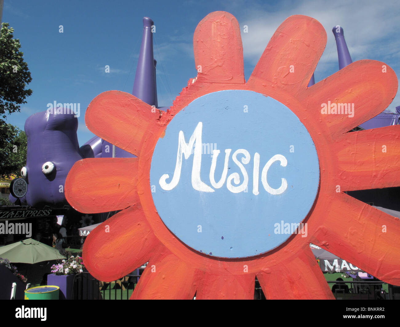 E4 Udderbelly venue Southbank Cow Stock Photo - Alamy