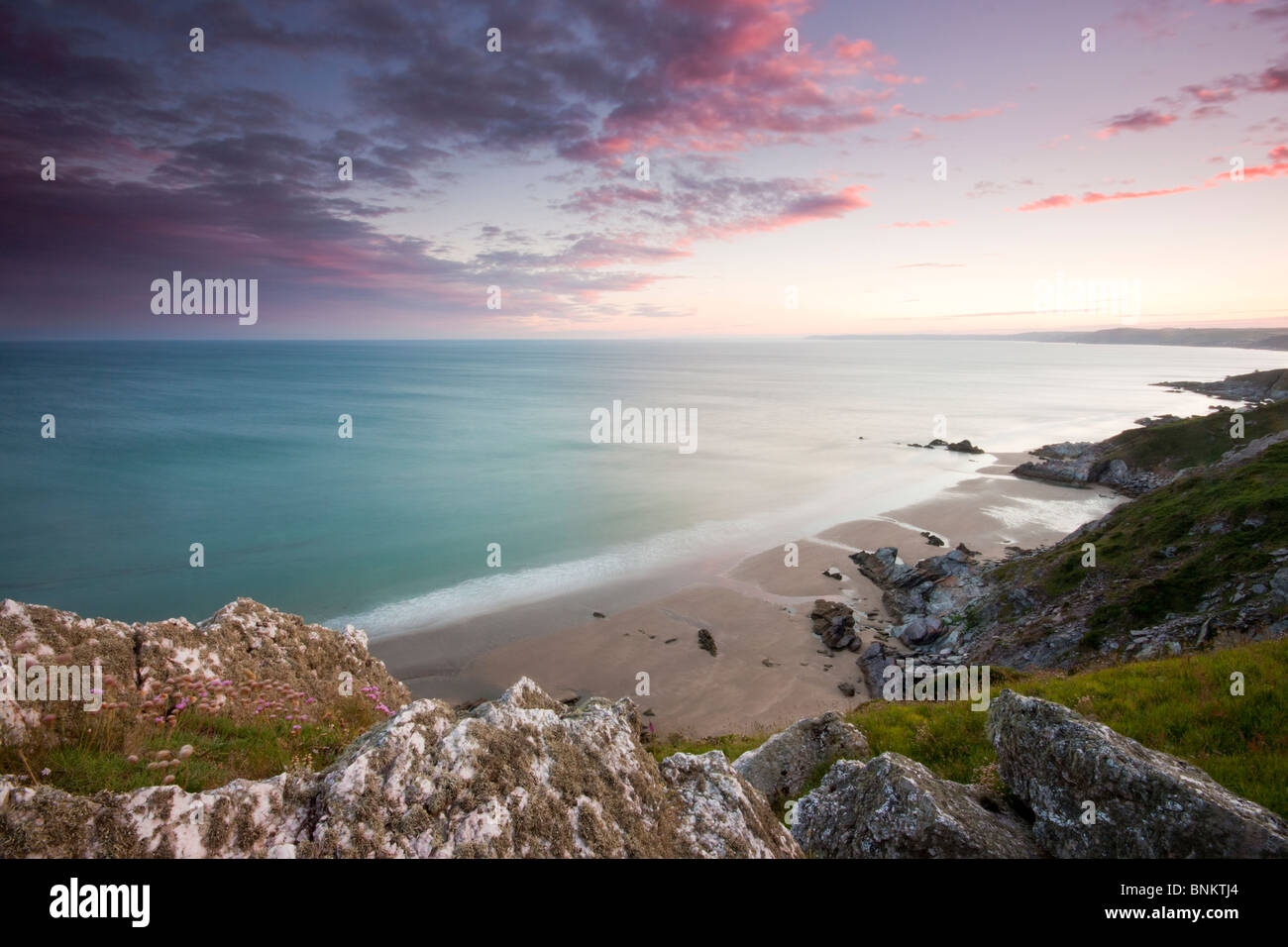 Looking towards looe hi-res stock photography and images - Alamy