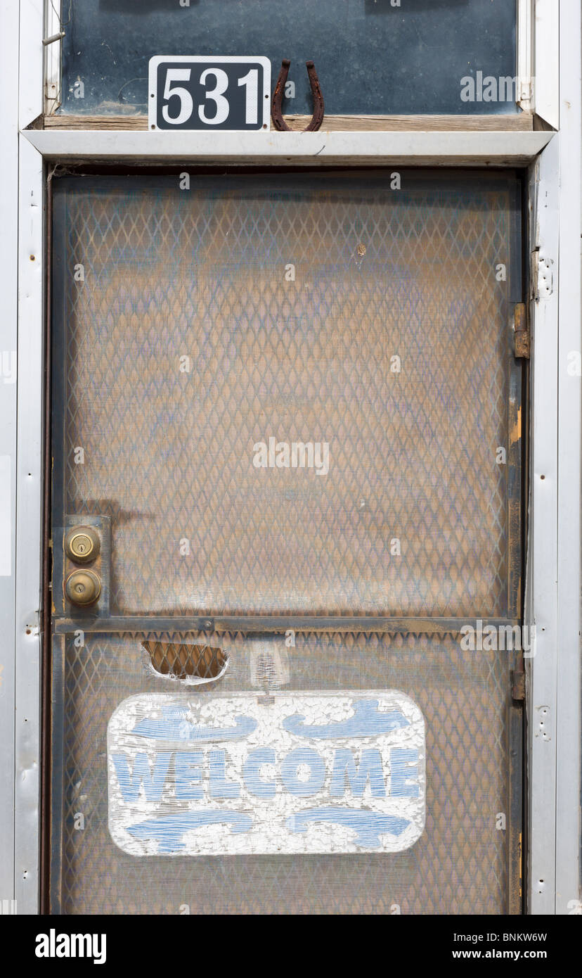Welcome closed hi-res stock photography and images - Alamy