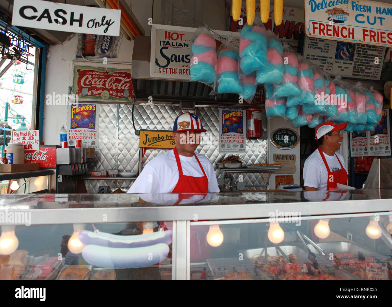 Cotton candy vendor hi-res stock photography and images - Alamy