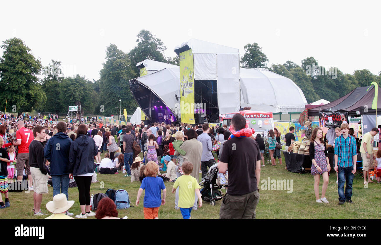 The Splendour Festival in Nottingham's Wollaton Park Stock Photo - Alamy