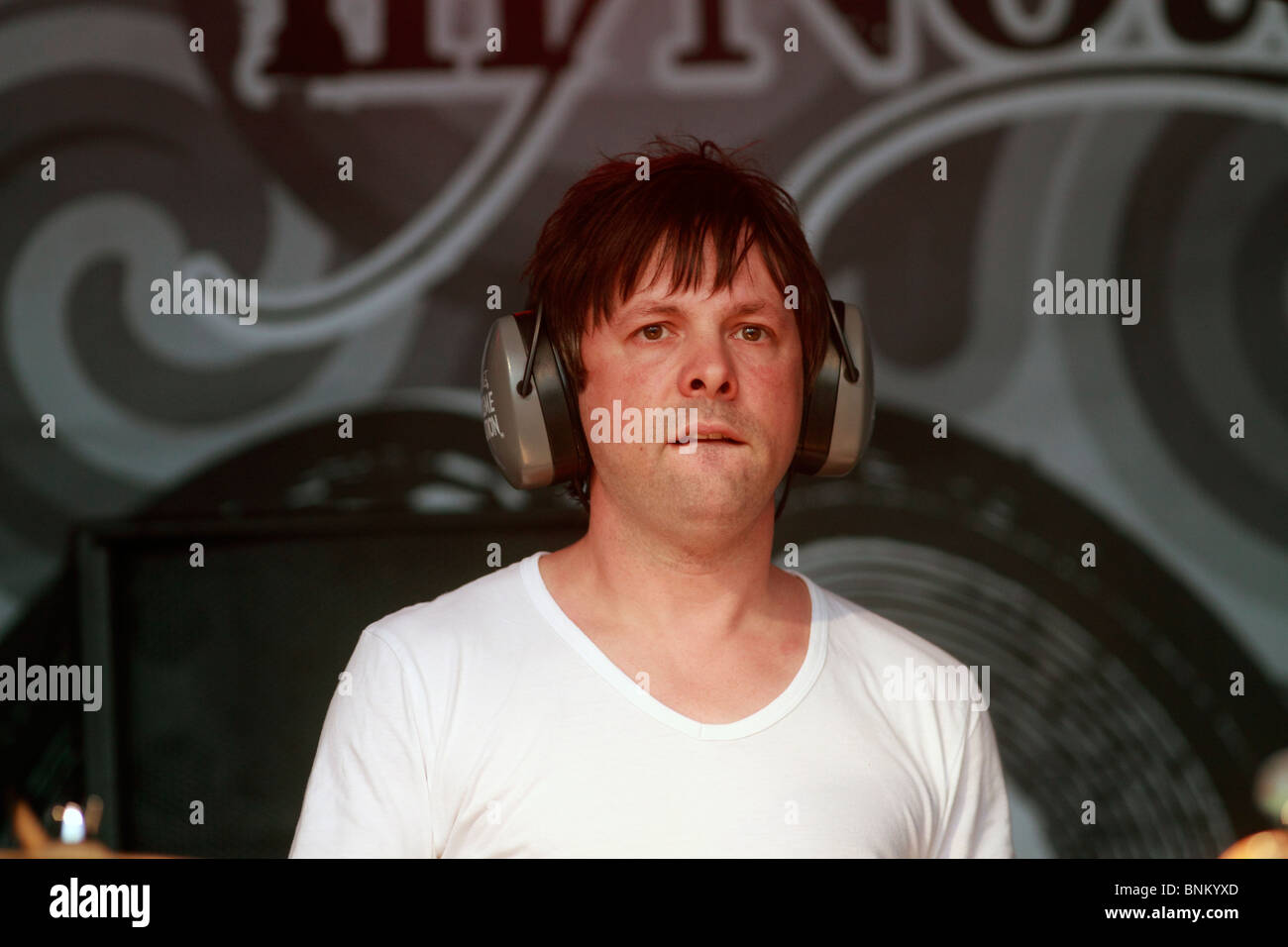 Alan Leach - drums, Shed Seven The Splendour Festival in Nottingham's ...