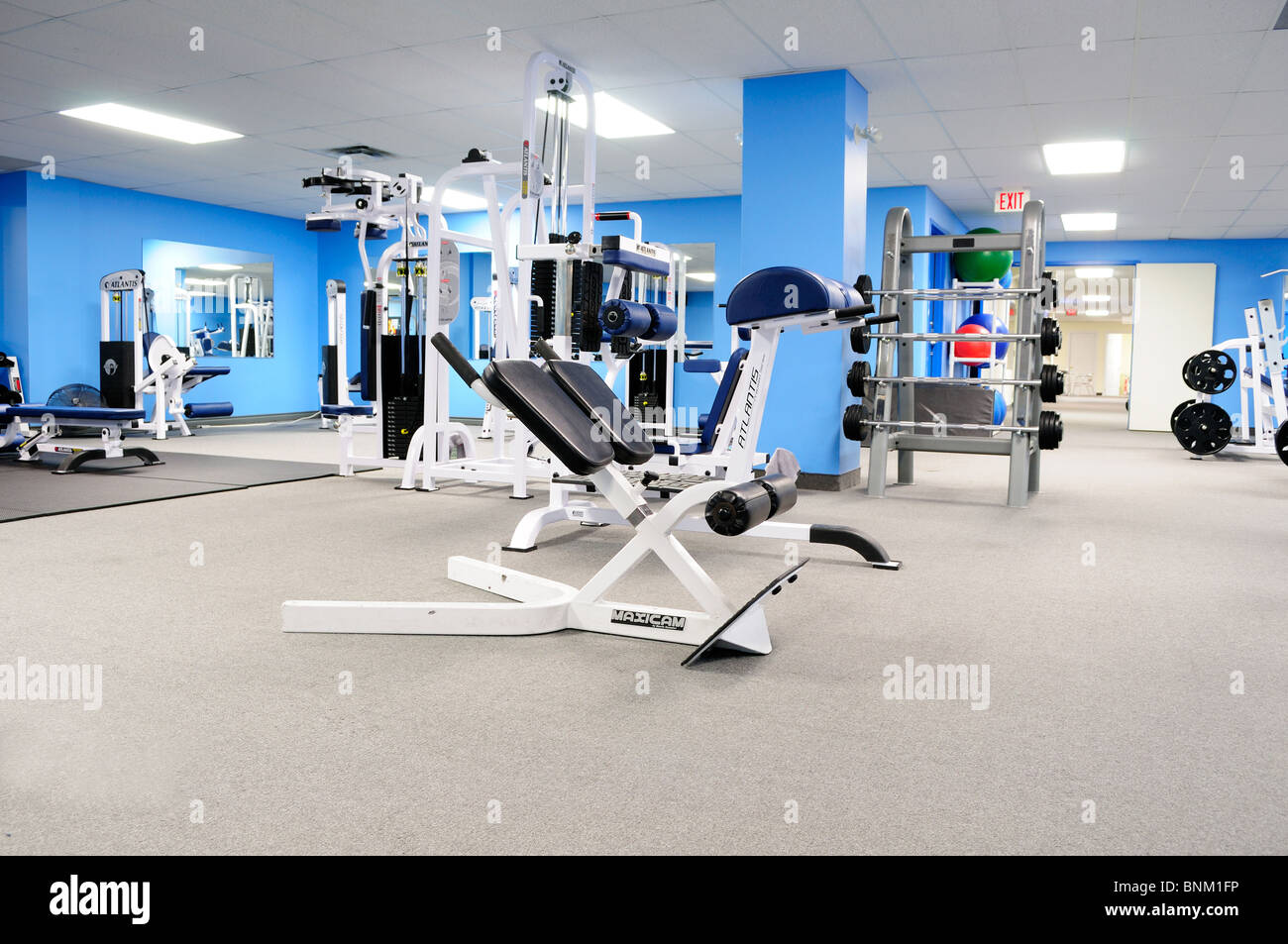 Gym interior hi-res stock photography and images - Alamy