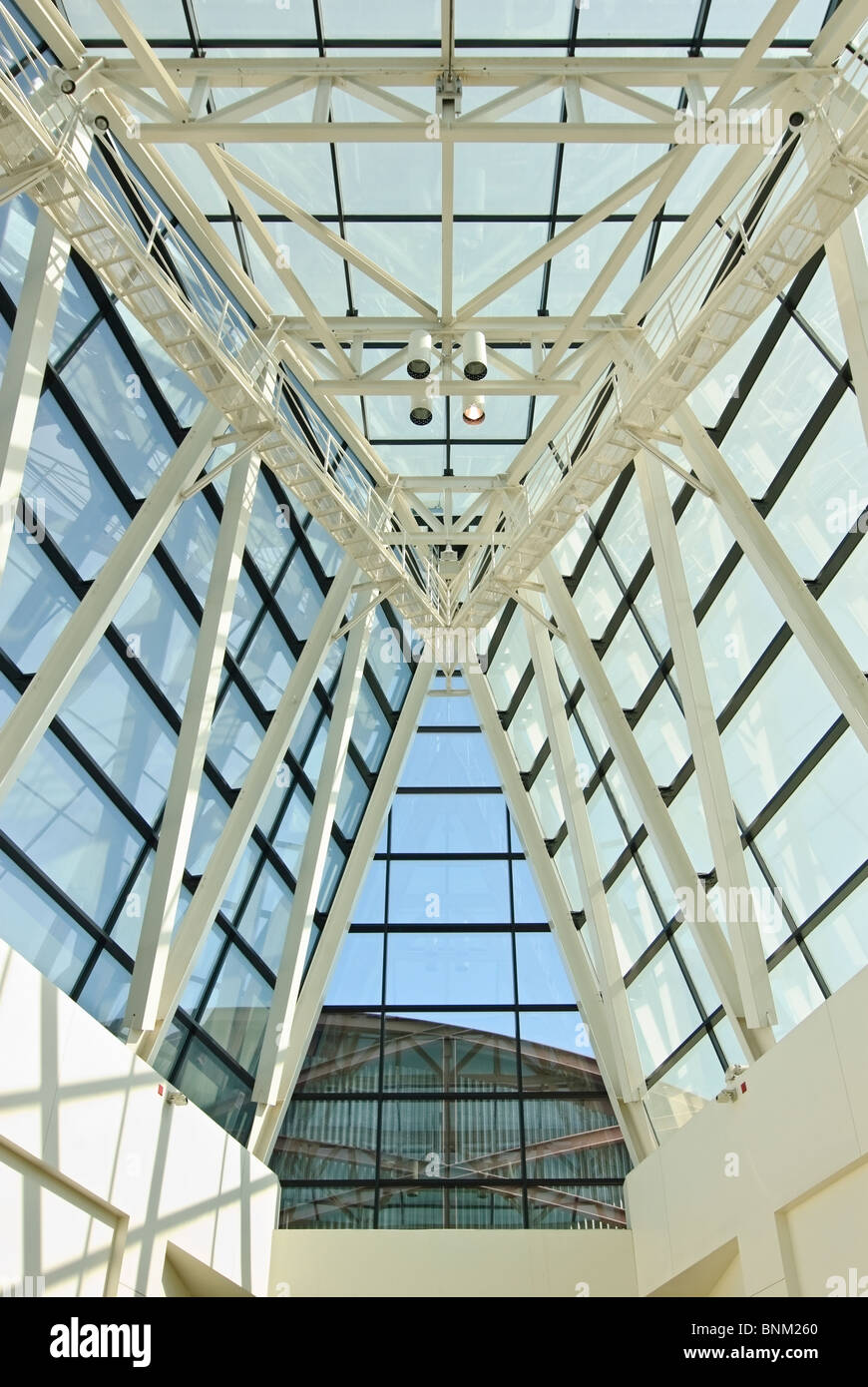 California science center roof hi-res stock photography and images - Alamy