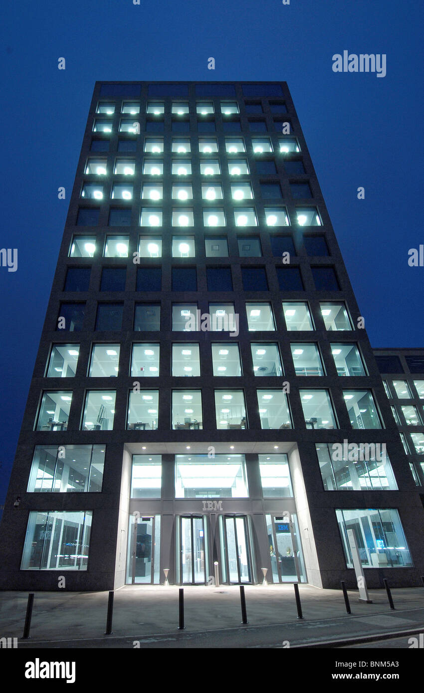 Ibm office hi-res stock photography and images - Alamy