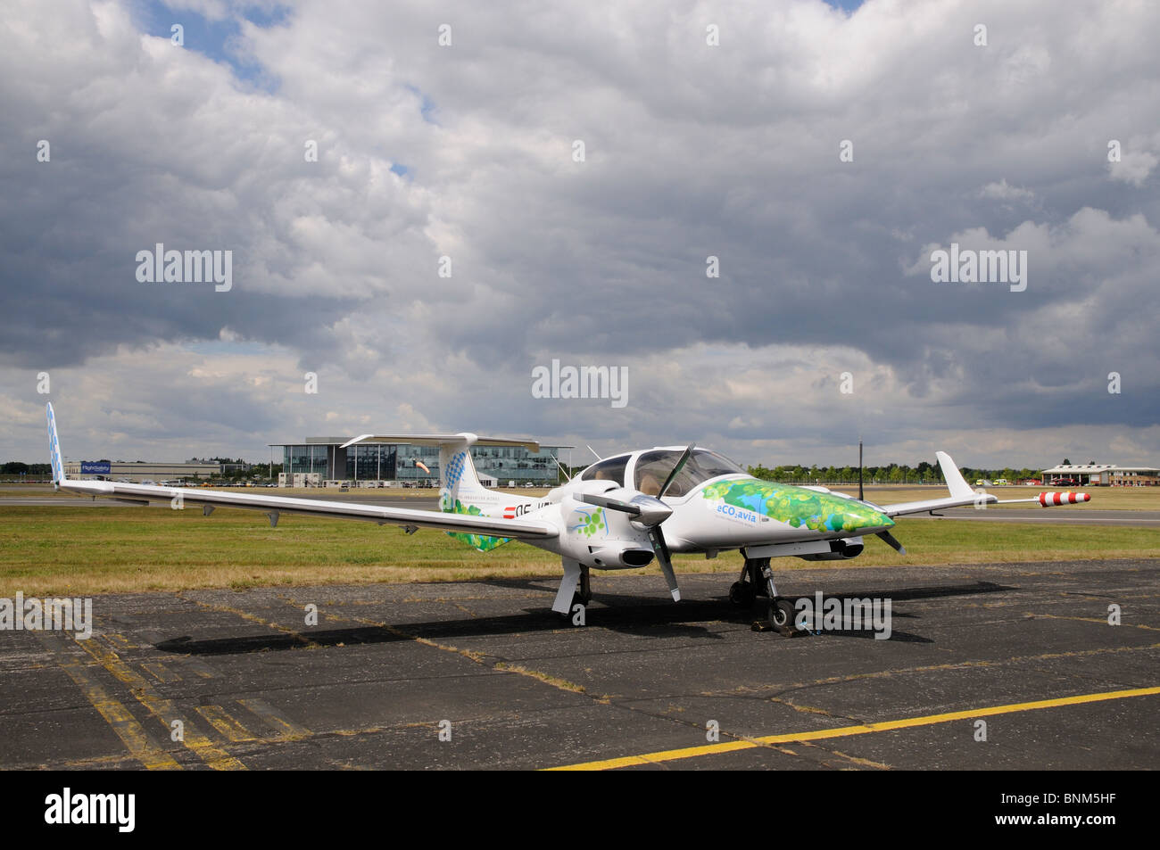 Biofuels aircraft hi-res stock photography and images - Alamy