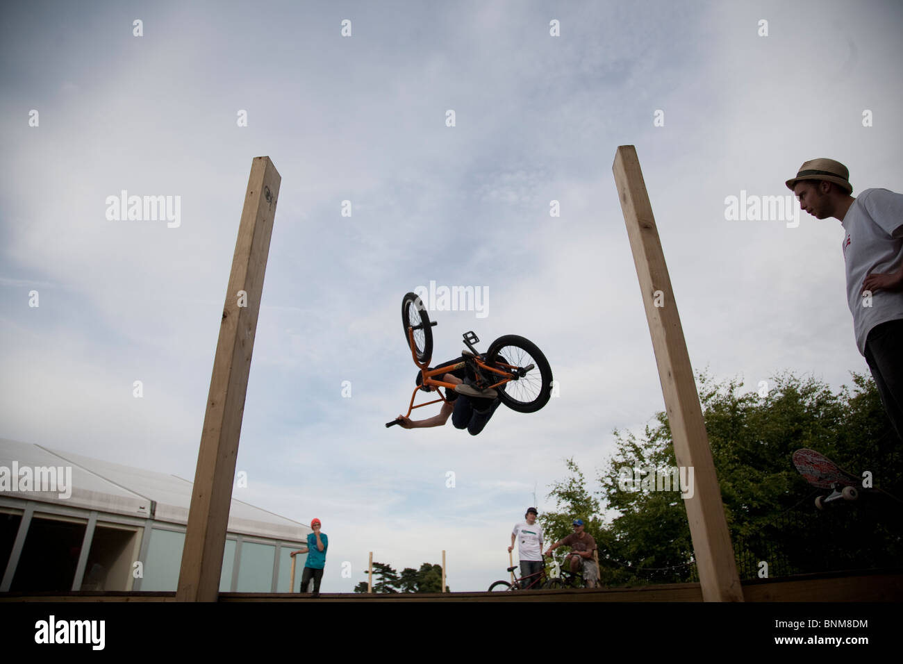 Bmx freestyle hi-res stock photography and images - Alamy