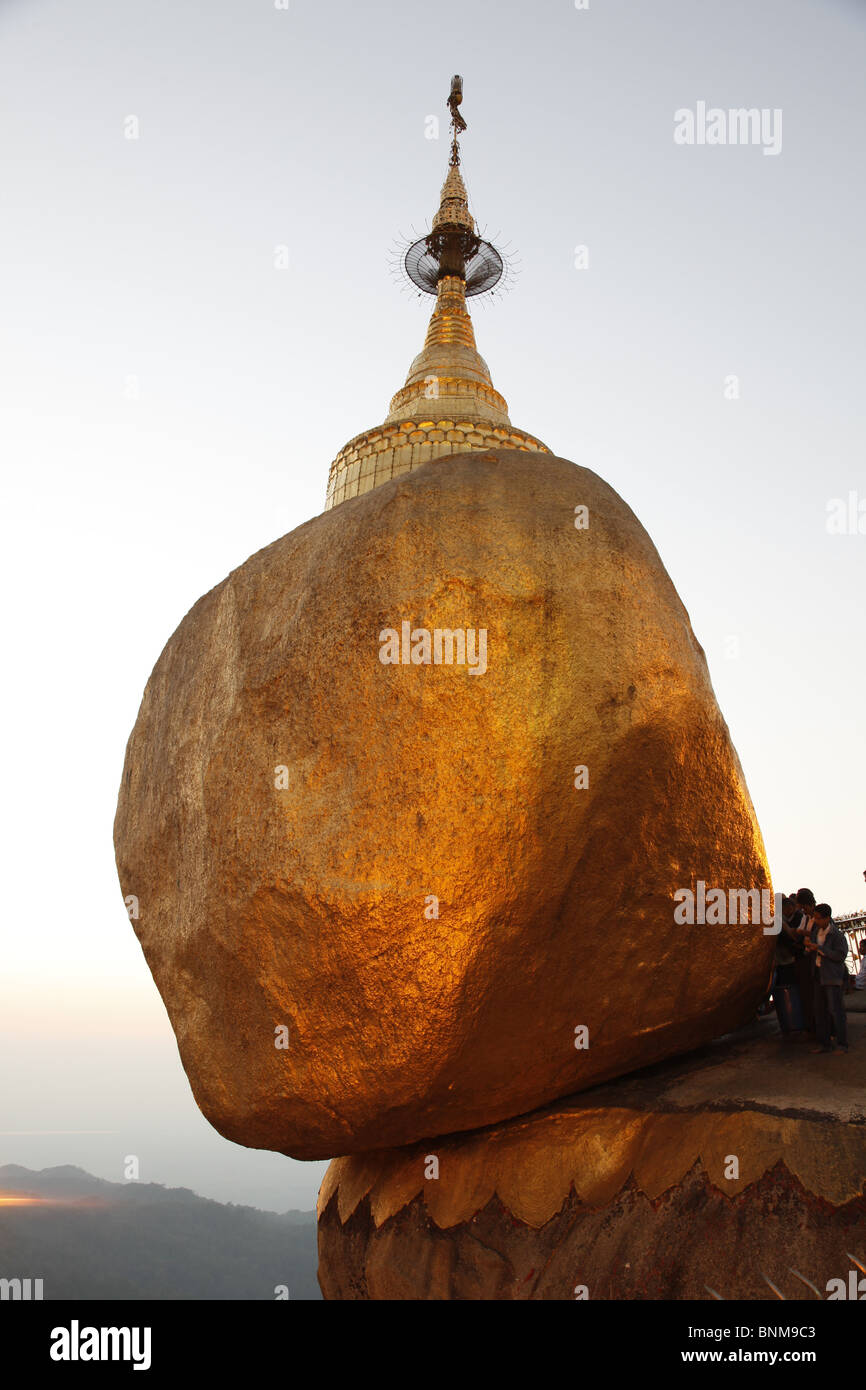 Myanmar Burma Burma Mon Kyaikhtiyo pagoda Kyaikhtiyo golden rock cliff ...