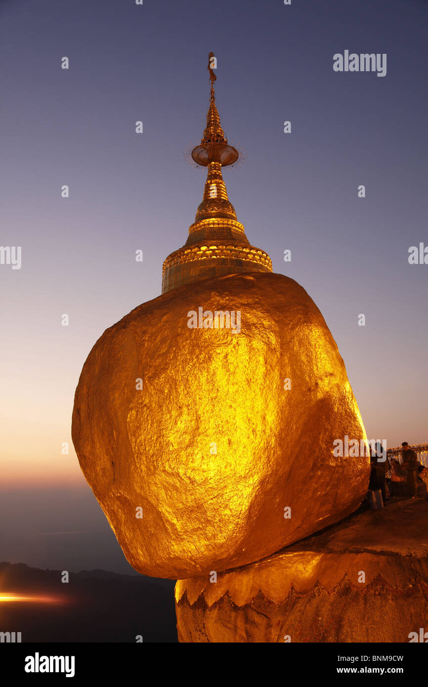 Myanmar Burma Burma Mon Kyaikhtiyo pagoda Kyaikhtiyo golden rock cliff ...
