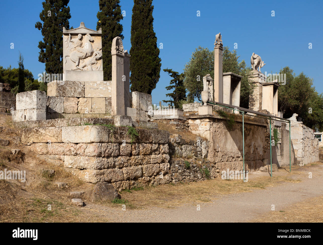 The cenotaph of Dexileos and other funerary markers in the Kerameikos ...