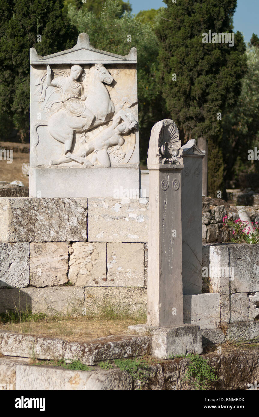 The cenotaph of Dexileos and other funerary markers in the Kerameikos ...