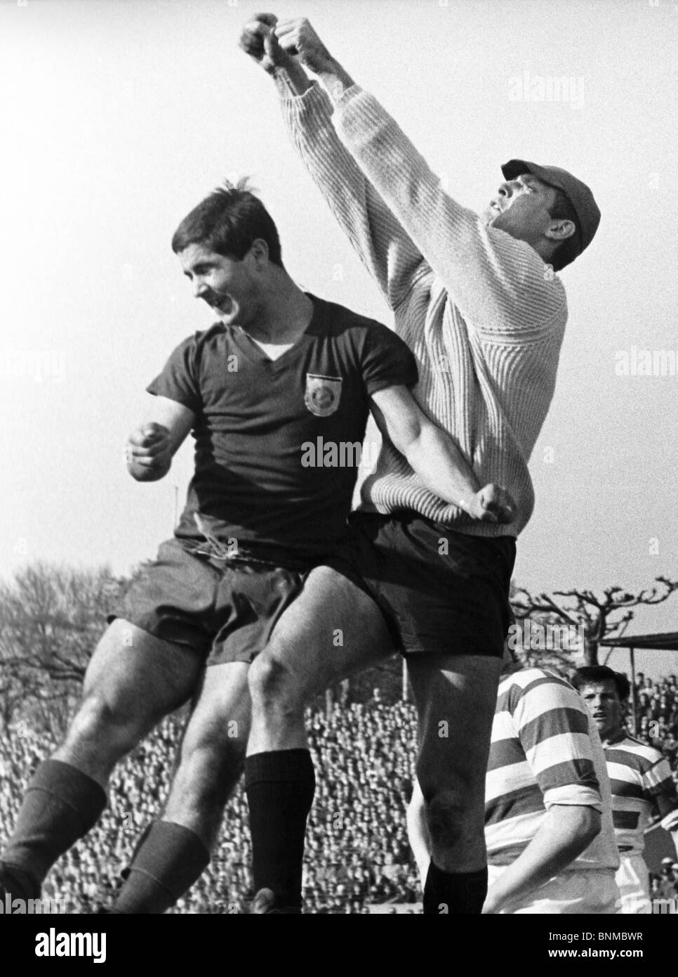 Gerd müller soccer hi-res stock photography and images - Alamy