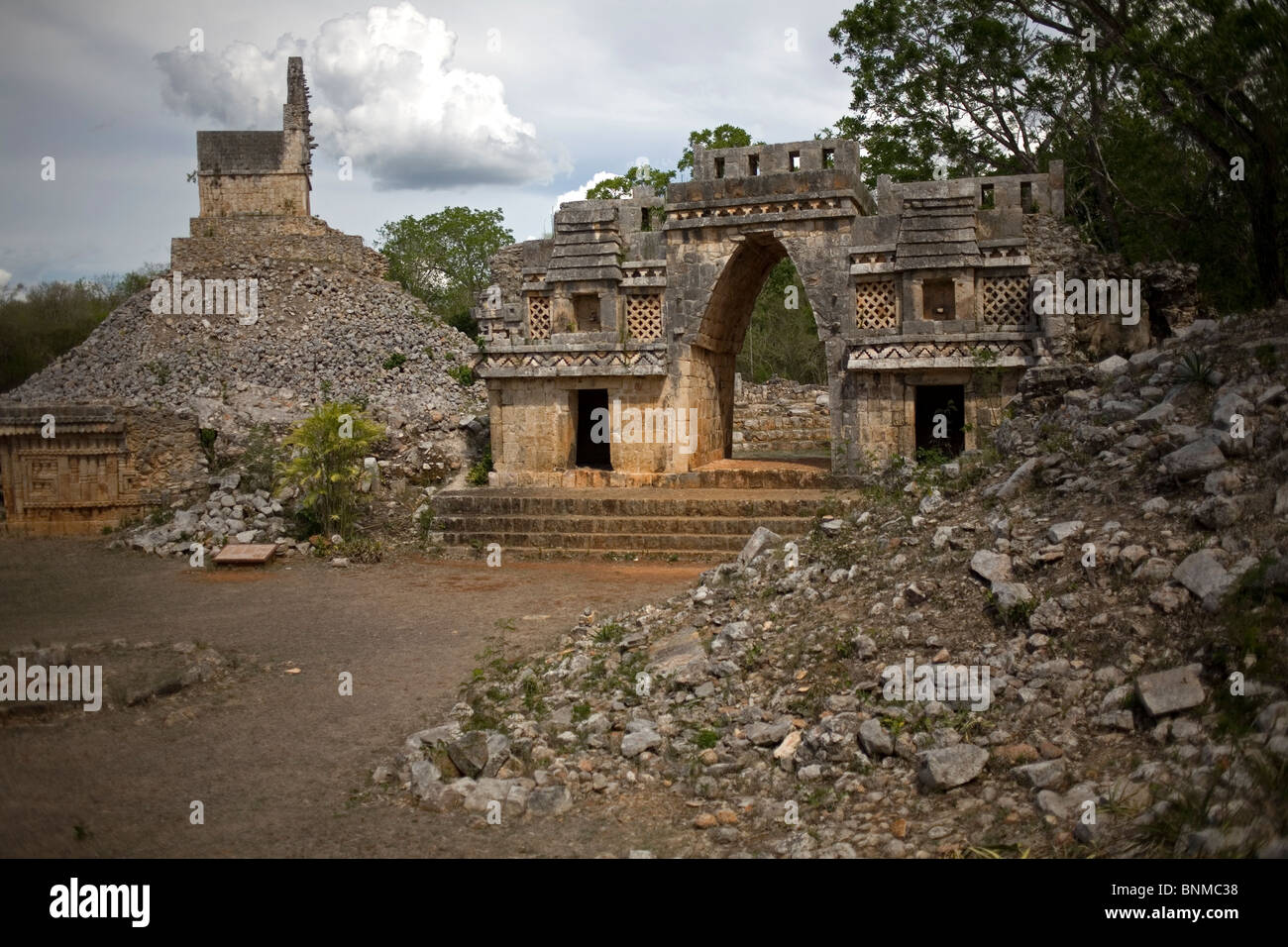 The arch of the ruins of the Mayan city of Labna in Yucatan, Mexico ...