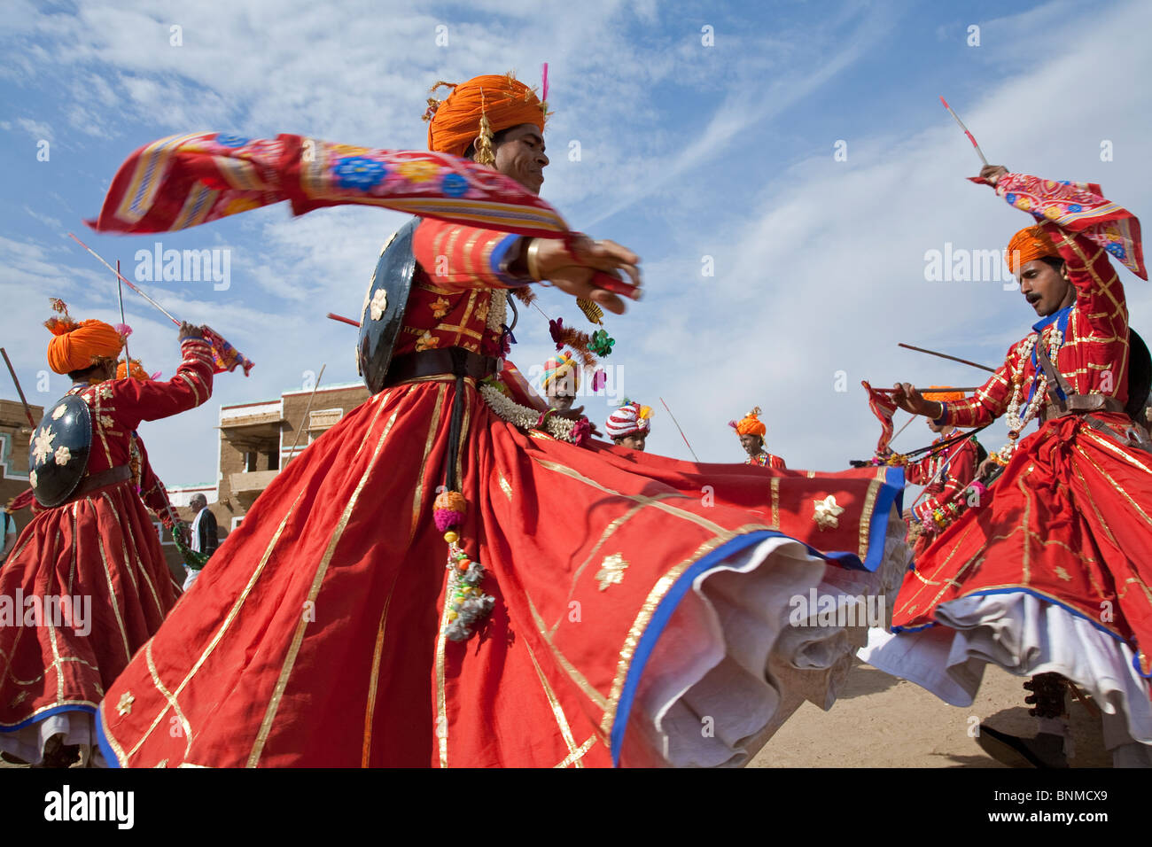 Traditional dance. Jaisalmer Festival. Rajasthan. India Stock Photo - Alamy