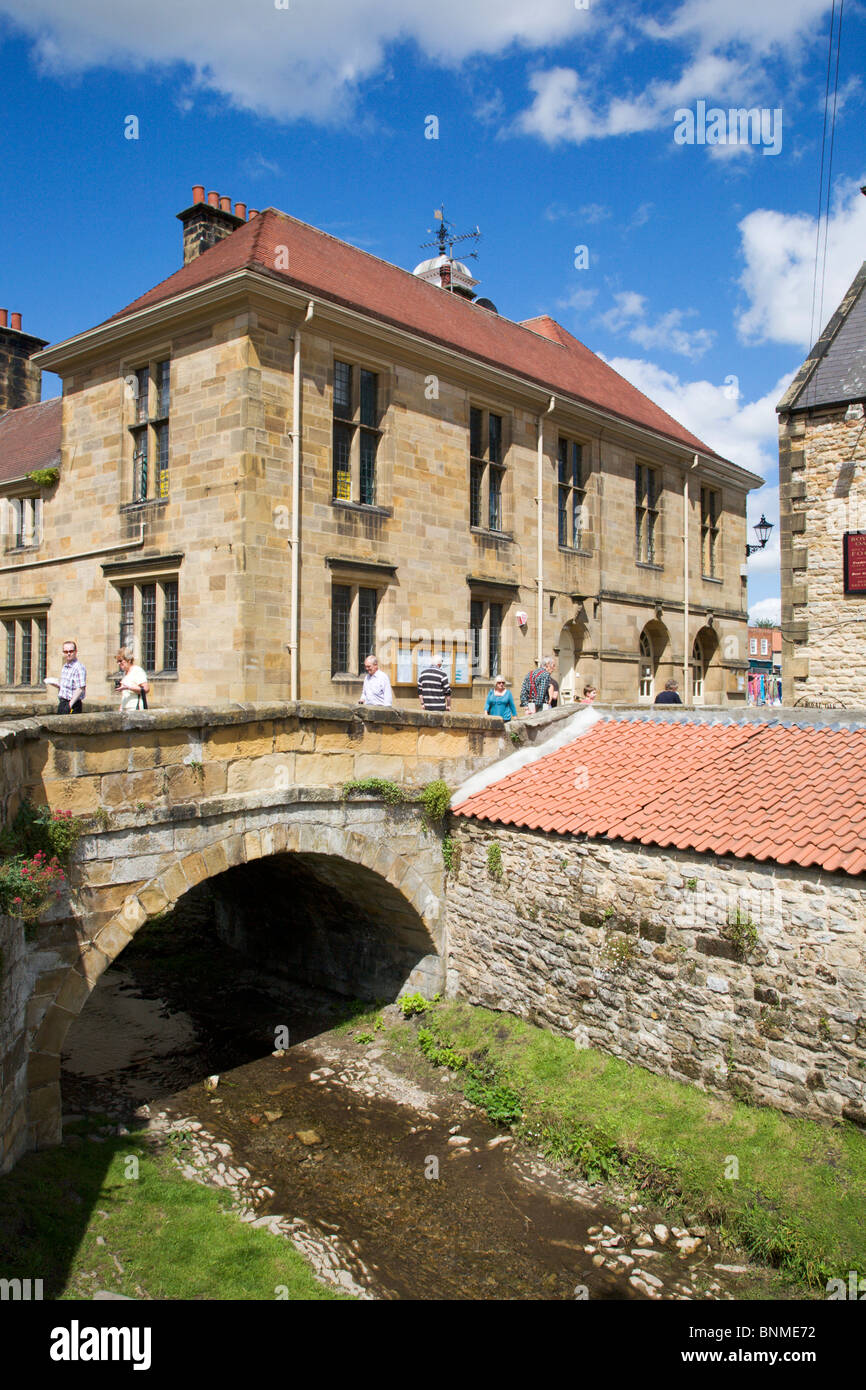 Helmsley north yorkshire england hi-res stock photography and images ...