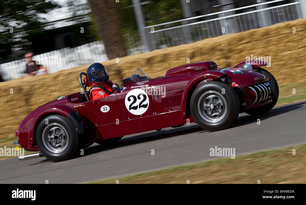 1953 Kurtis-Chrysler 500S with driver Kerry Horan at the 2010 Goodwood ...