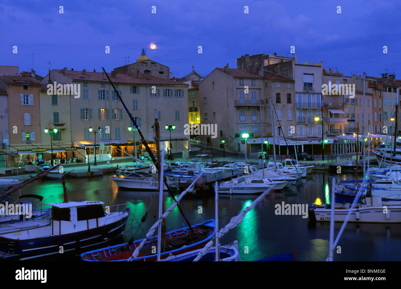 Saint-Tropez France Côte d'Azur Var town city houses homes sea ...