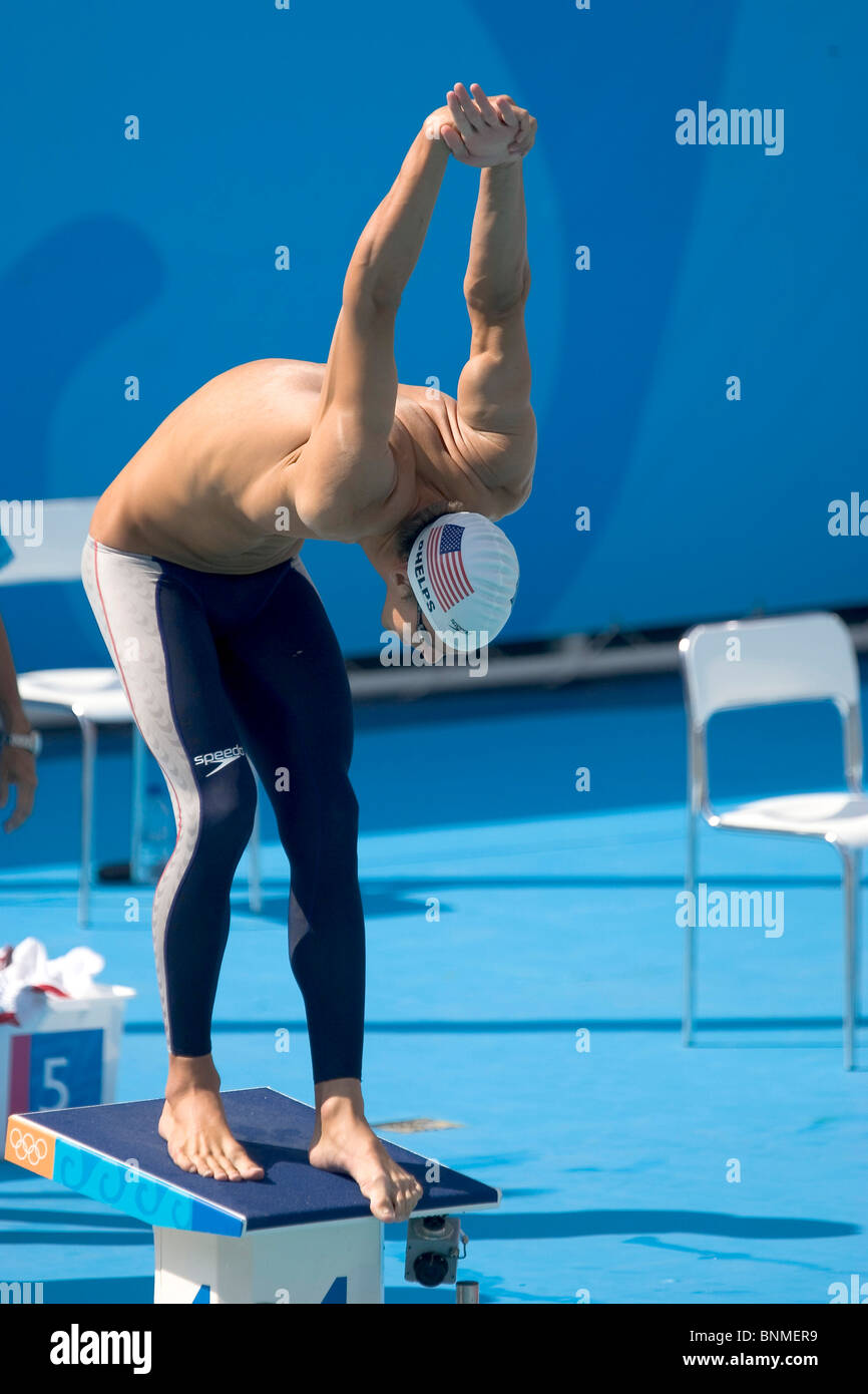 Michael Phelps (USA) starting the 200m Freestyle heats 2004 Olympic ...