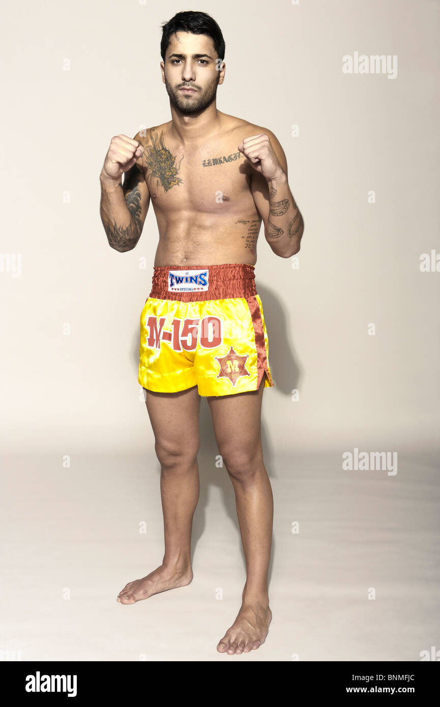 Thaibox Thai boxer box sport athlete dynamism strength power tattoo ...
