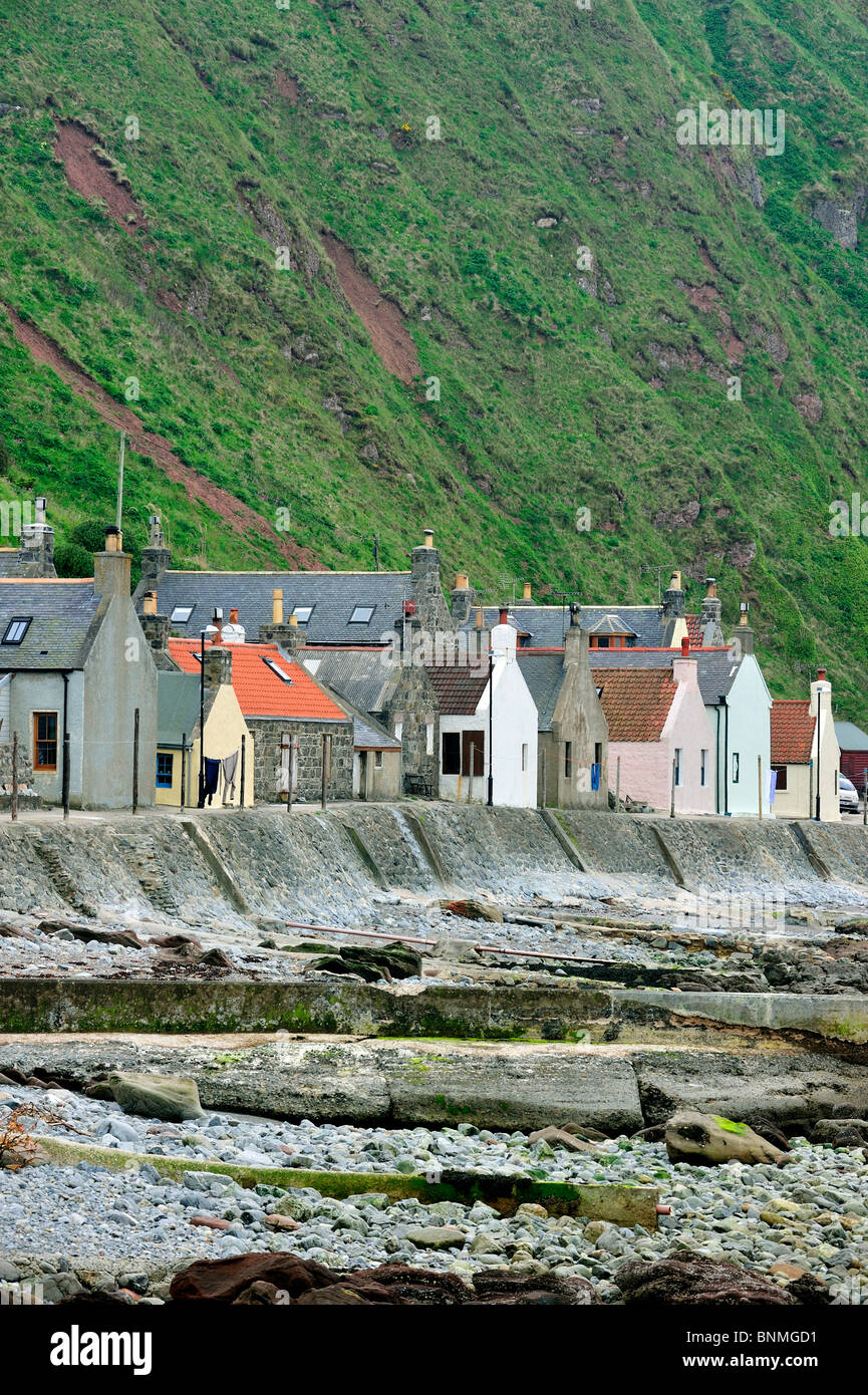 Narrow ledge hi-res stock photography and images - Alamy