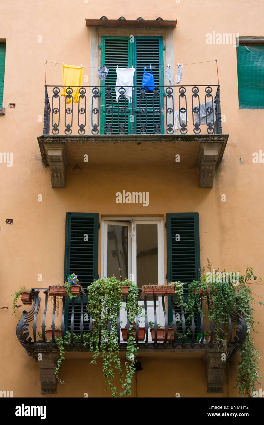 Balconies, Lucca, Tuscany Stock Photo - Alamy