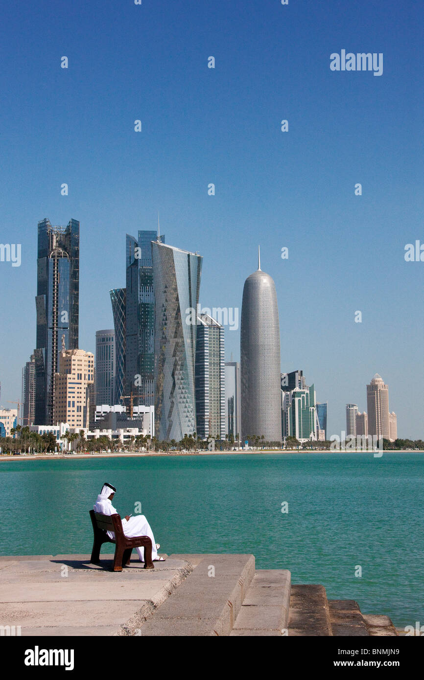 Qatar UAE United Arab Emirates architecture block of flats high-rise ...