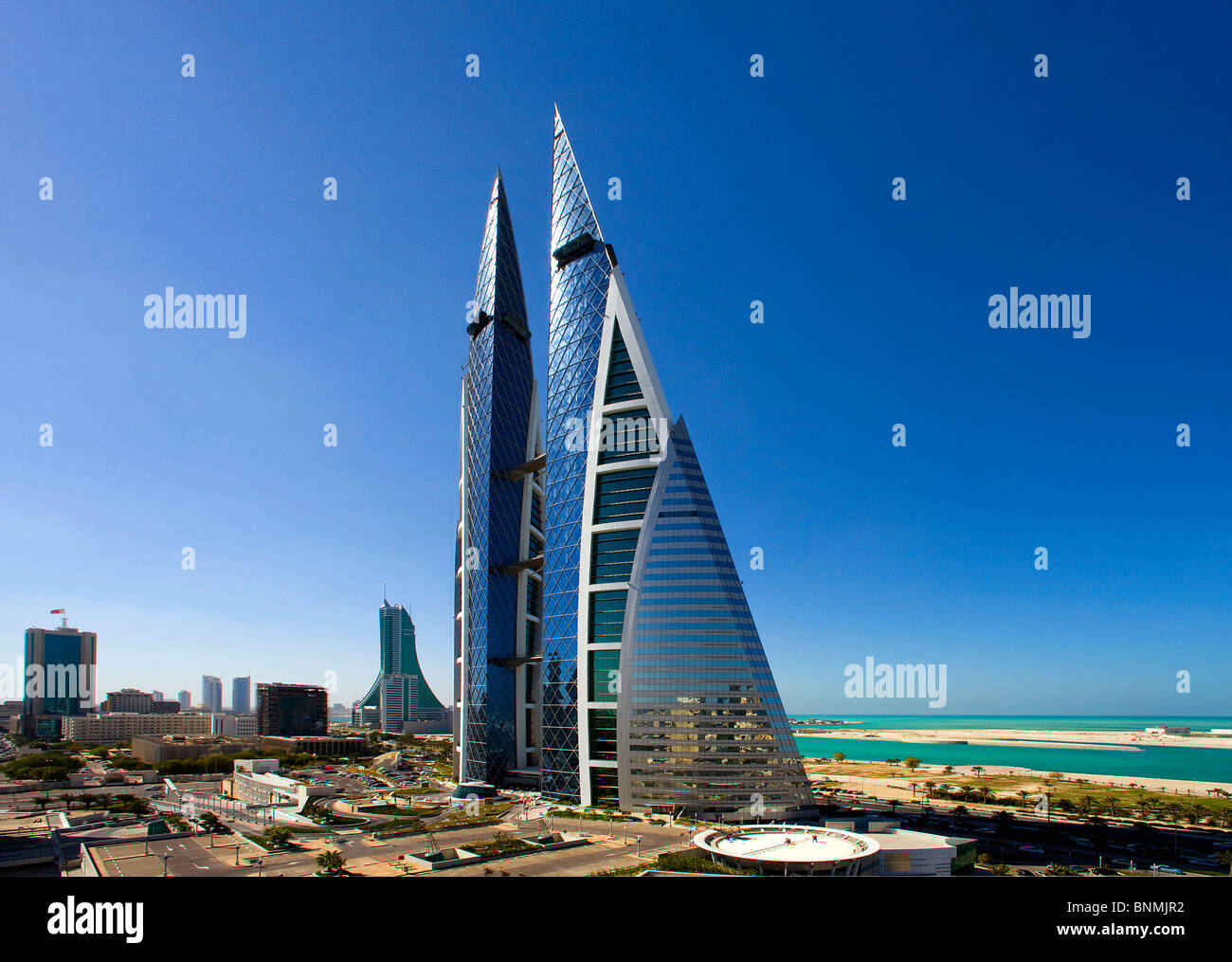 Bahrein United Arab Emirates UAE World Trade centre Manama architecture ...
