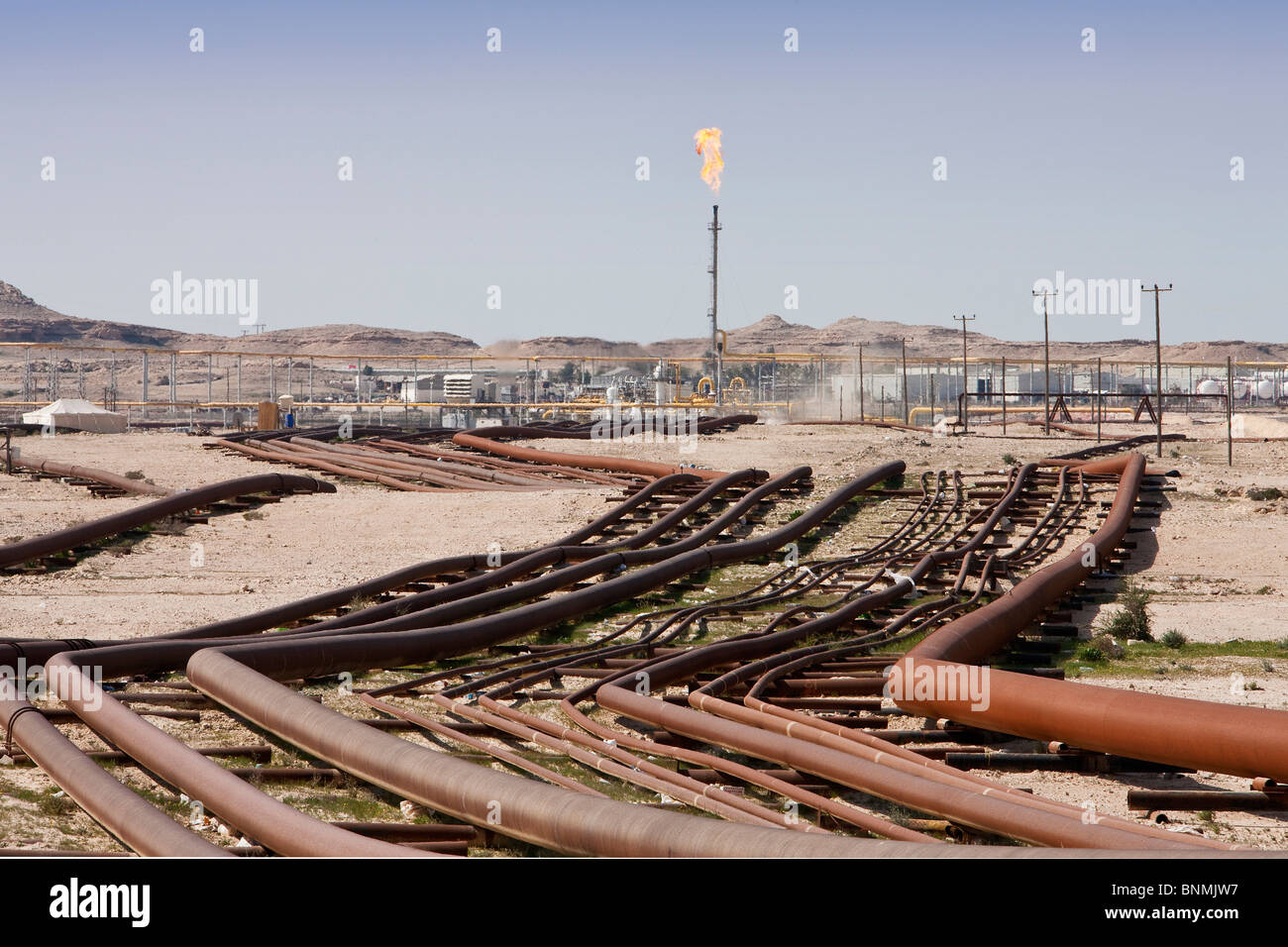 Bahrein United Arab Emirates UAE oil oil industry pipelines travel ...