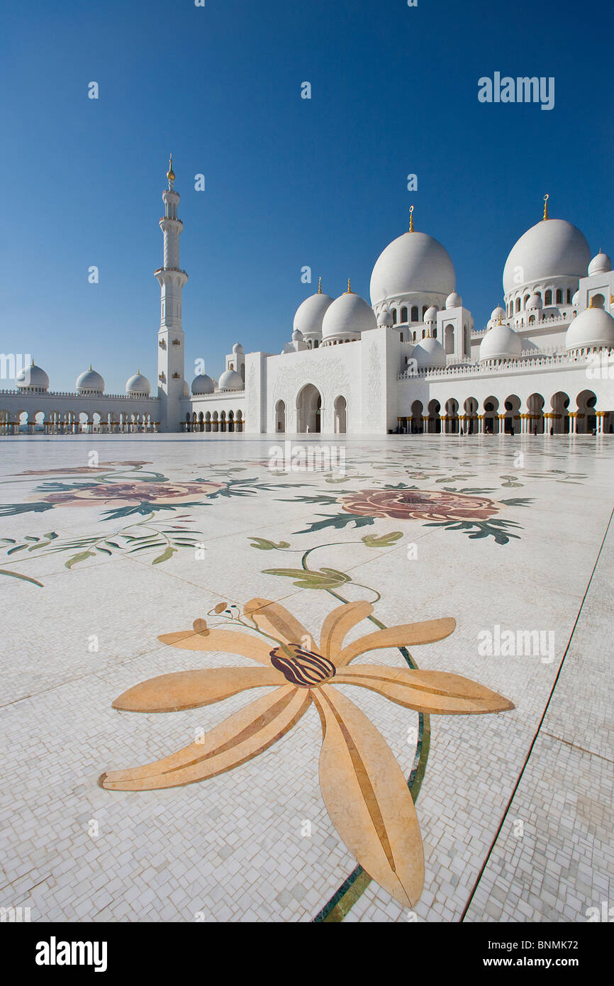 Sheikh Zayed mosque domes minaret tower rook Islam mosque religion Abu ...