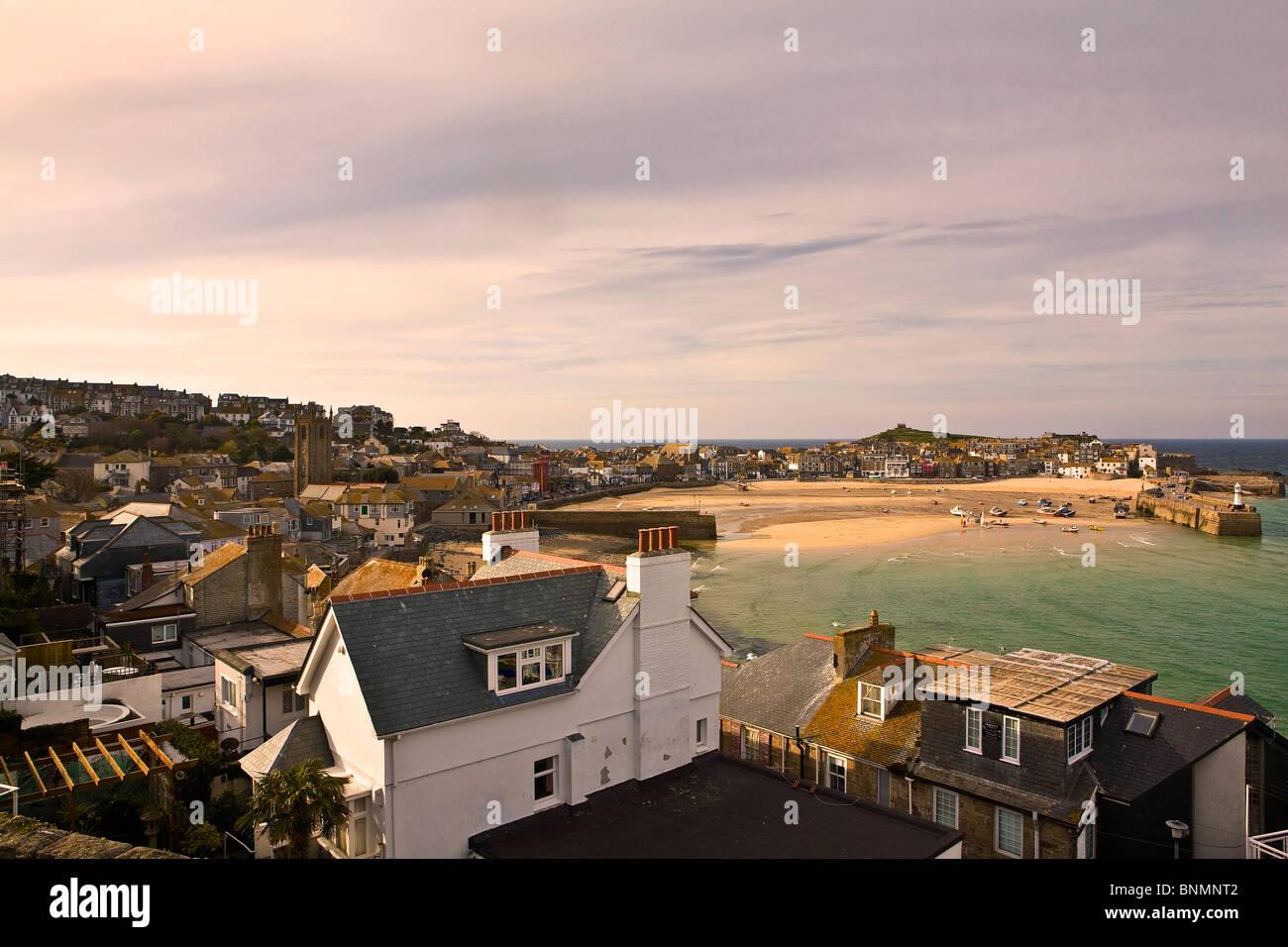 Cornwall st ives rooftops hi-res stock photography and images - Alamy