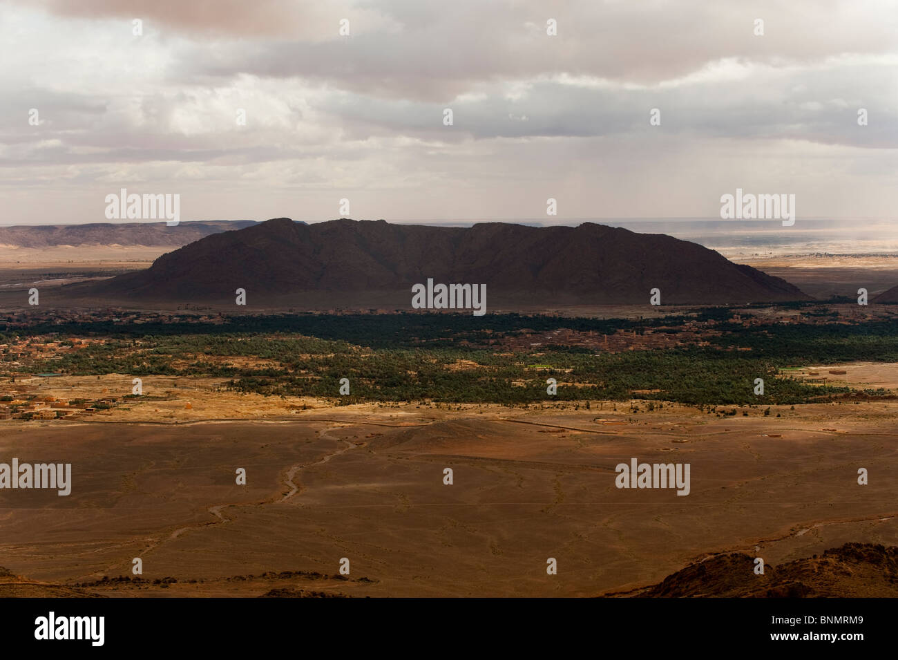 Oasis of figuig hi-res stock photography and images - Alamy