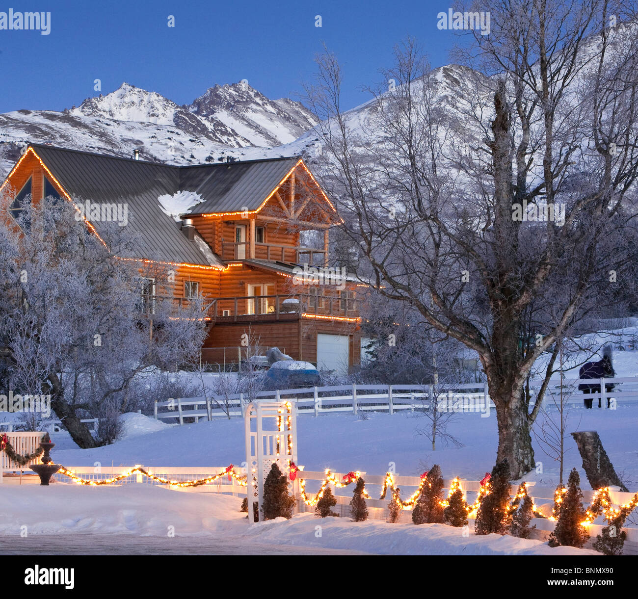 Rural Alaska House High Resolution Stock Photography and Images - Alamy
