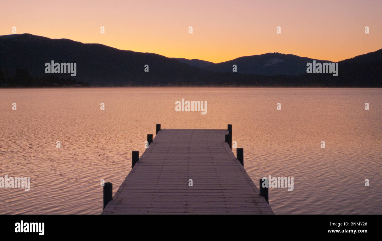 Sunrise over a dock in Lake Whatcom during Winter, Bellingham ...