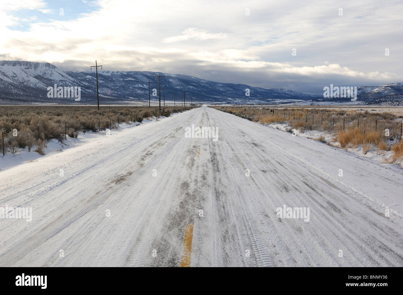 Snow covered Highway 31 Paisley Oregon USA road Stock Photo - Alamy