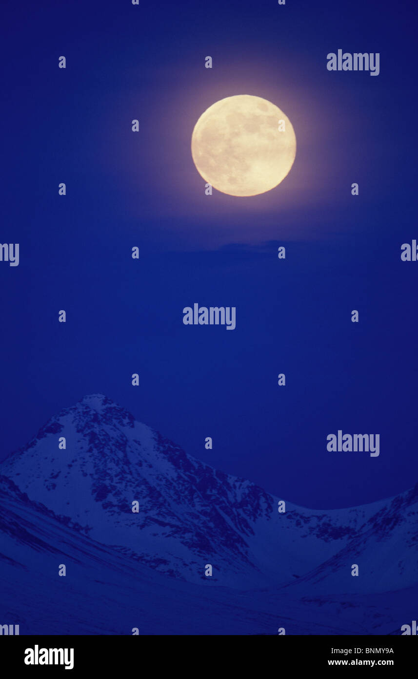 Full Moon Over Chugach Mtns Near Anchorage Alaska Stock Photo - Alamy