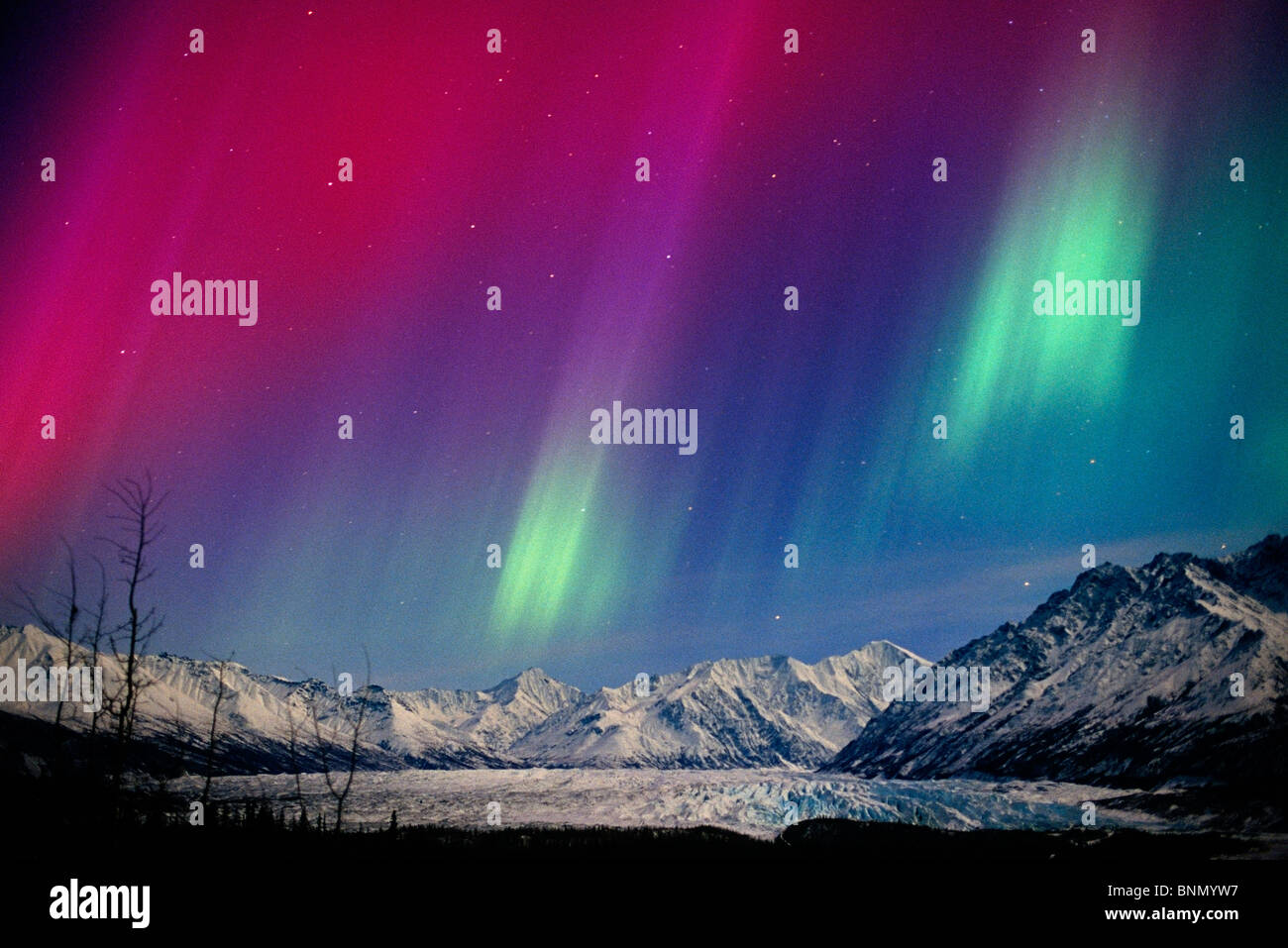 Aurora borealis alaska hi-res stock photography and images - Alamy