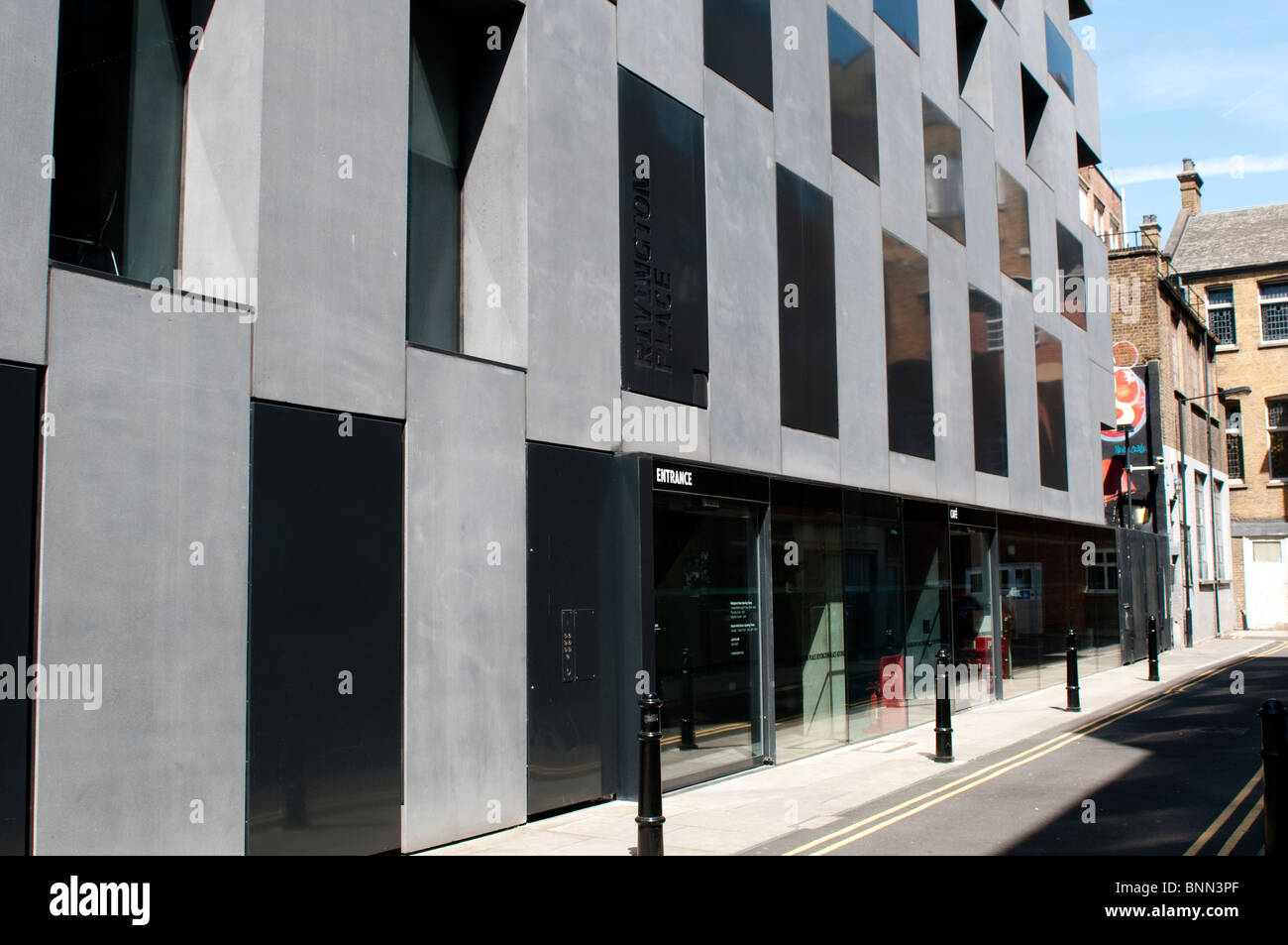 Iniva rivington place hi-res stock photography and images - Alamy